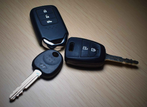 Traditional VS. Push-To-Start: Which Type of Car Key is Better?